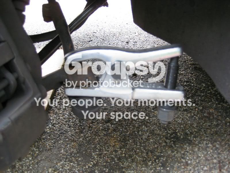 HowTo-> Steering: Center link and tie rod replacement