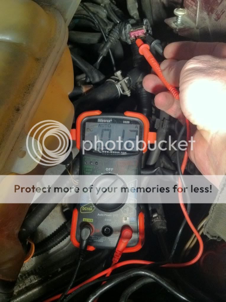 How Do I Check voltage-short P1338 Using Multimeter?