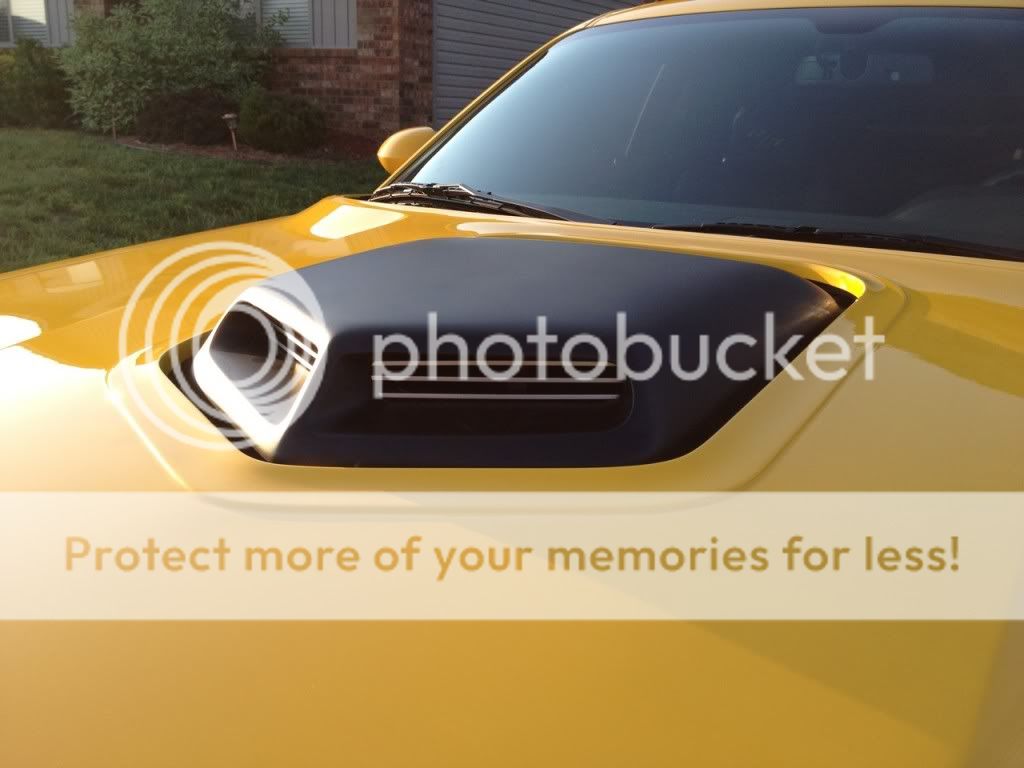 Cervini Shaker Hood Install with pictures!! | Dodge Challenger Forum